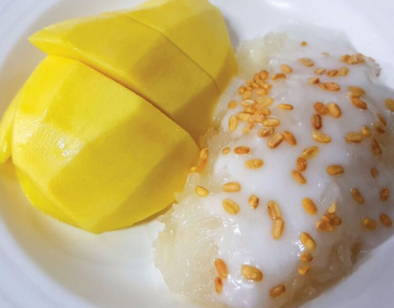 7 Best Mango Sticky Rice Spots in Bangkok