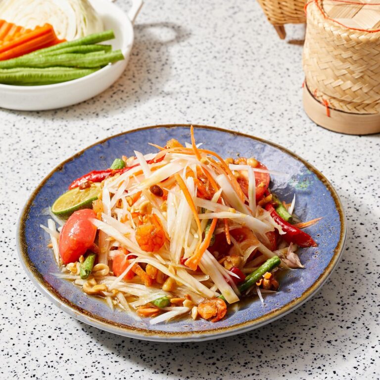 9 Best Places to Eat Som Tam in Bangkok