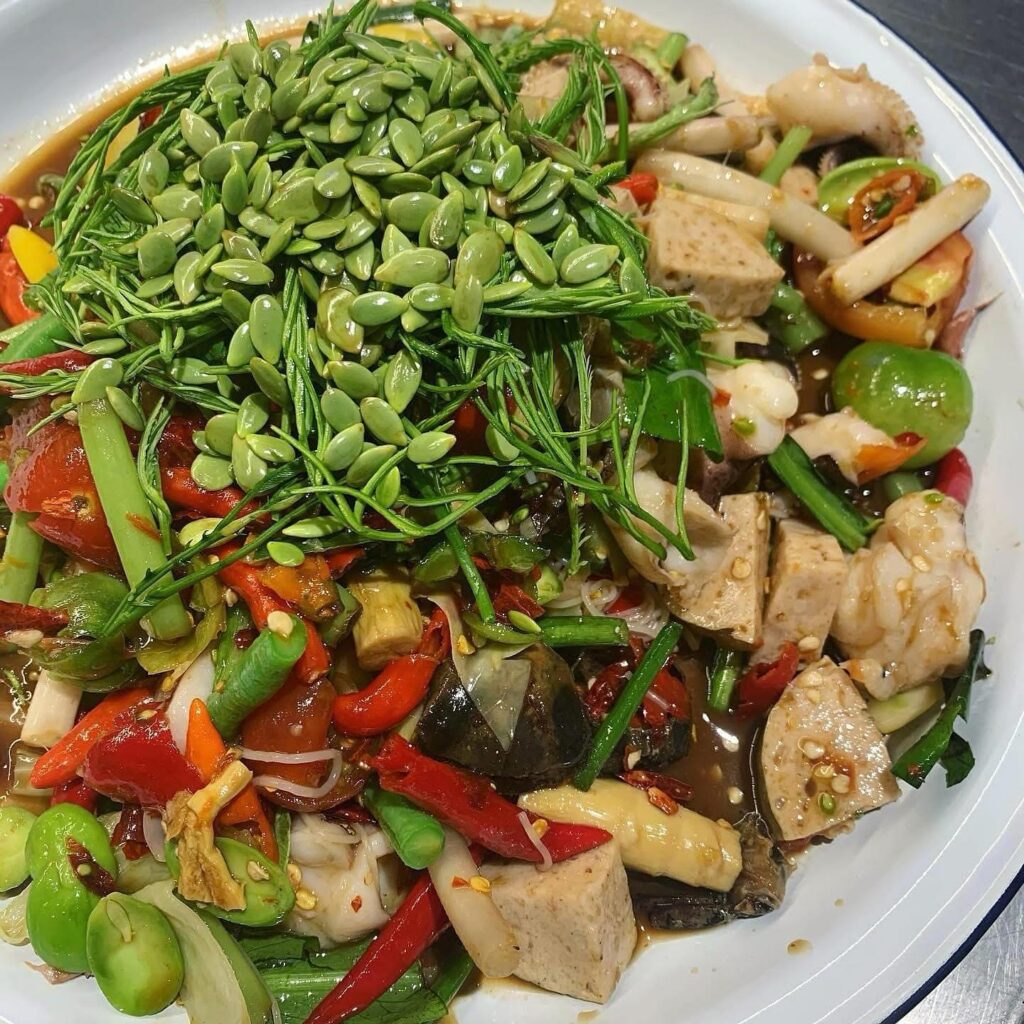 9 Best Places to Eat Som Tam in Bangkok